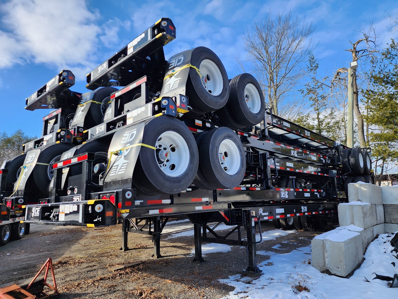 Model: Container Chassis - Hale Trailer Brake & Wheel